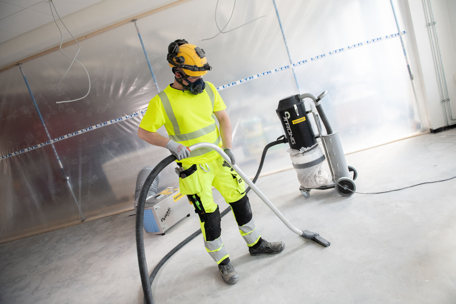 Dust Control and environmentla management training | Ramirent